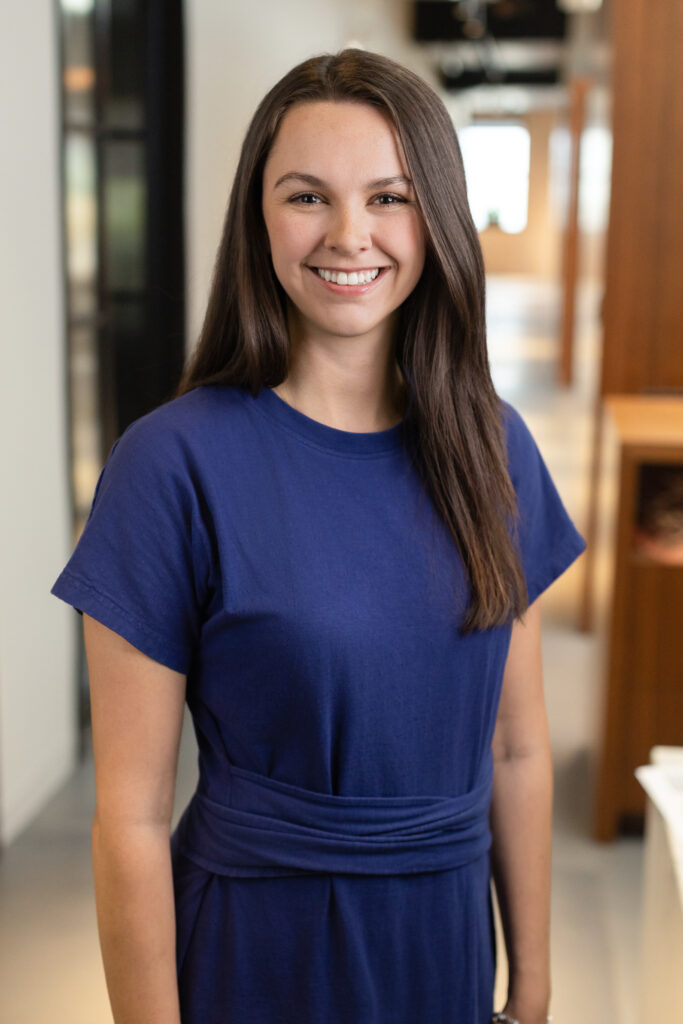 Abby Franz | Chicago, IL | Waverly Advisors