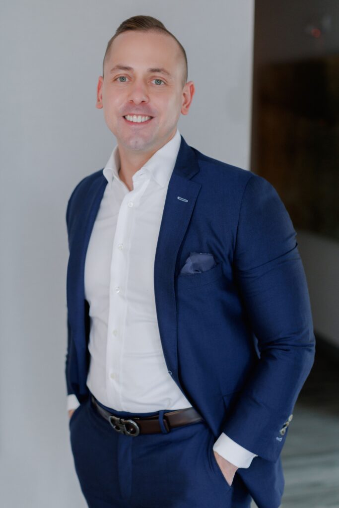 Elliott Van Ness | Charlotte, NC | Waverly Advisors